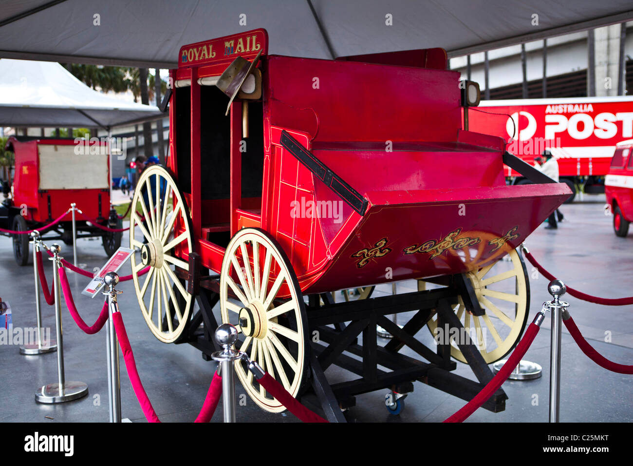 Royal mail coach hi-res stock photography and images - Alamy