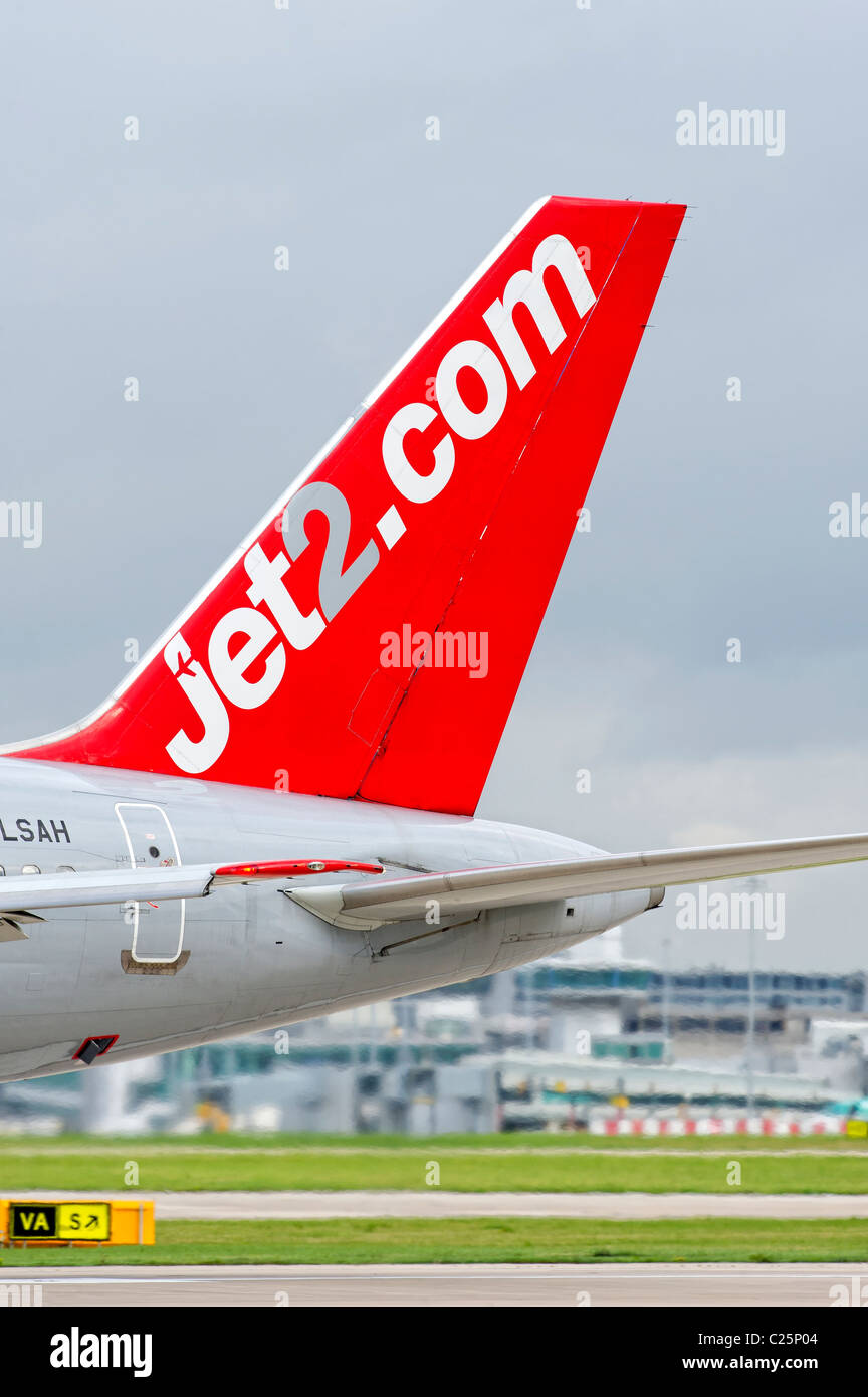 Jet2 aircraft hi-res stock photography and images - Alamy