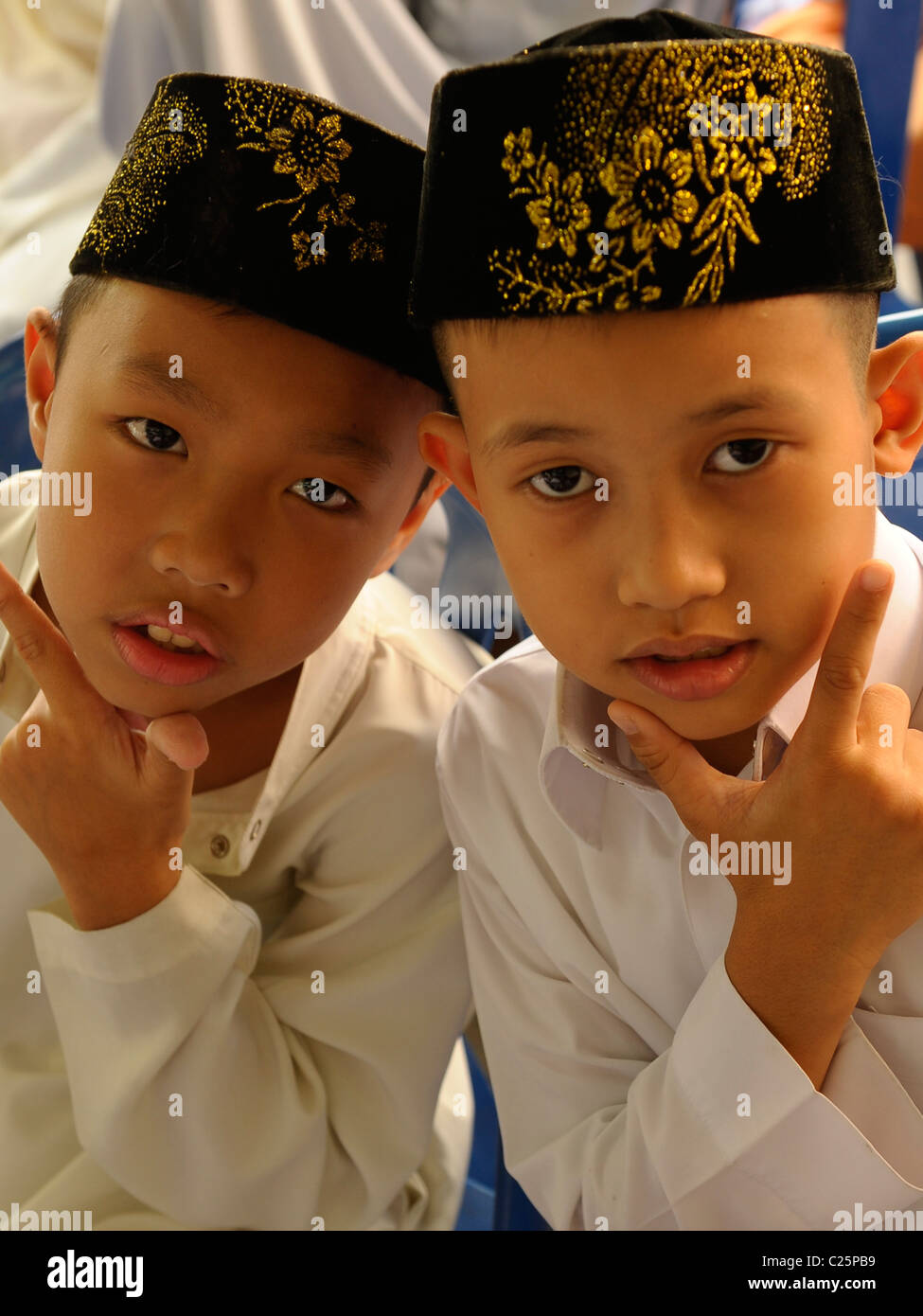 happy muslim children at islamic school, bangkok, Thailand Stock Photo ...