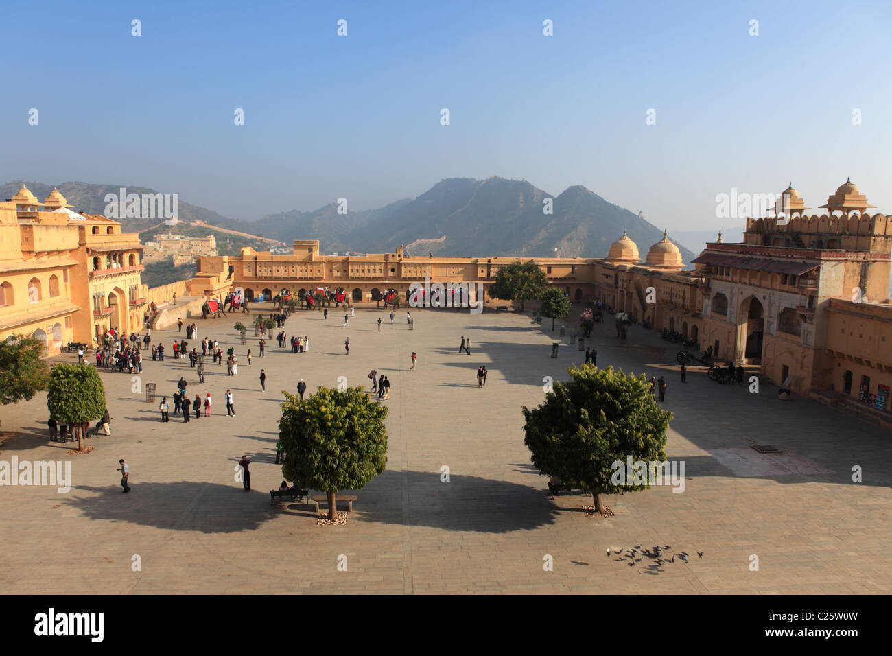 The courtyard of the Amber Fort, Jaipur, India Stock Photo - Alamy