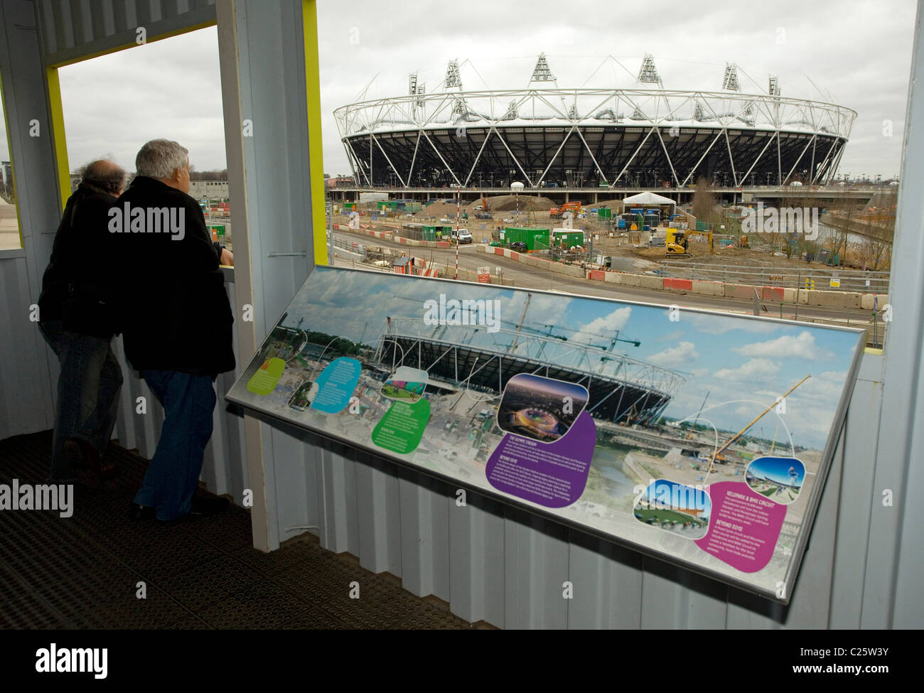 Tube to olympic stadium london hi-res stock photography and images - Alamy