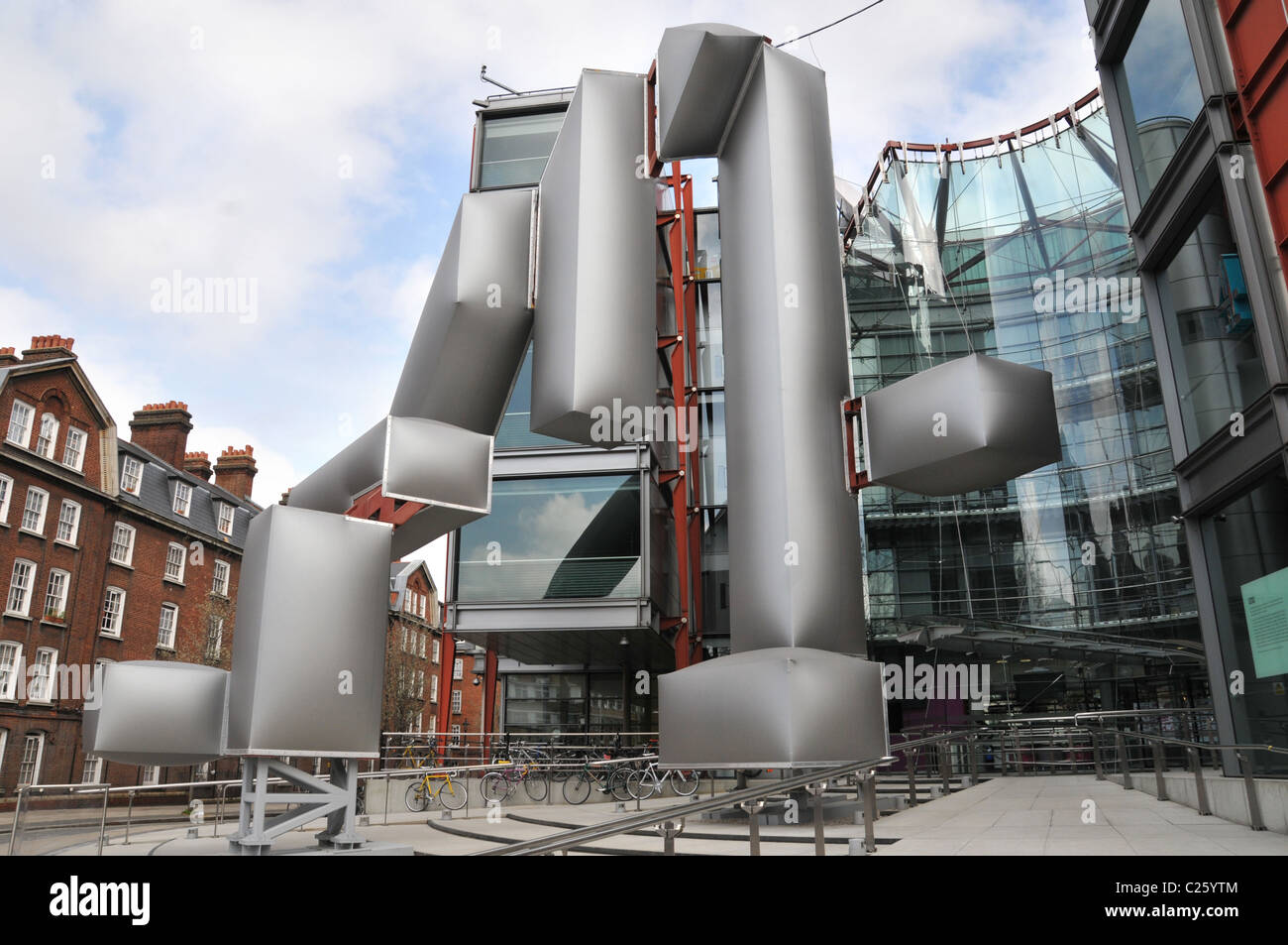 Channel 4 building Logo sculpture horseferry road Stock Photo - Alamy