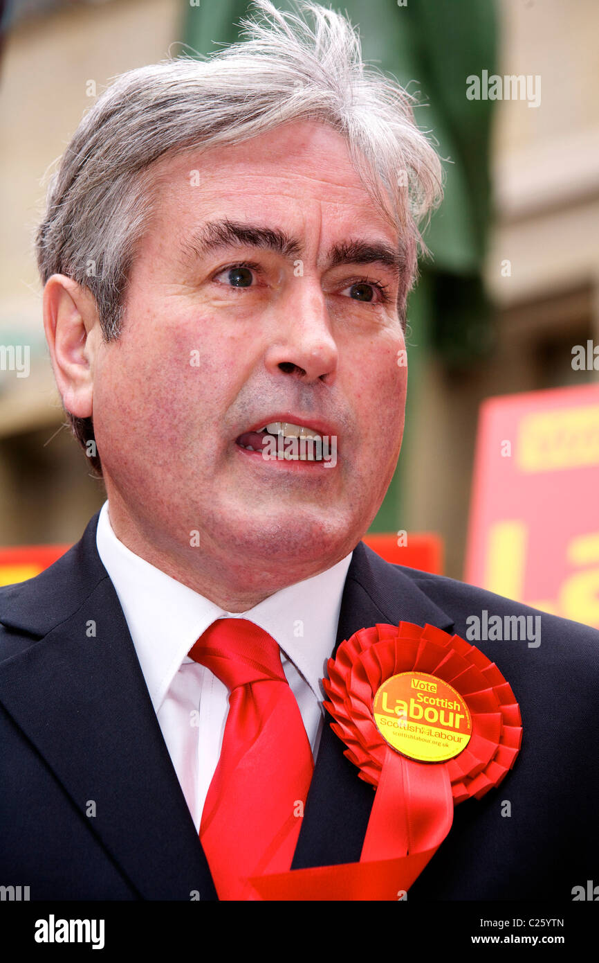 Iain Gray campaigns for Scottish Labour Stock Photo - Alamy