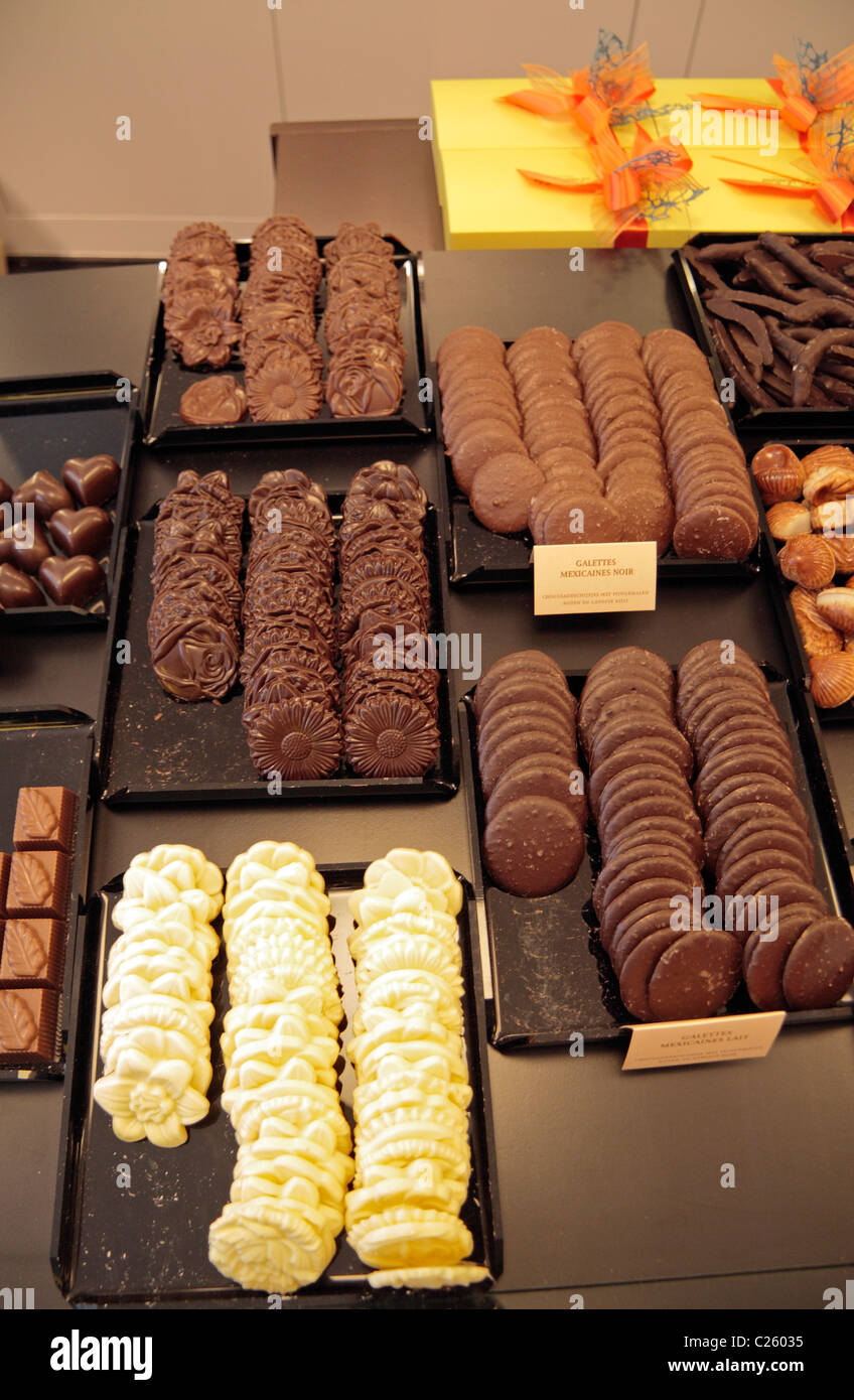 Handmade chocolate display hi-res stock photography and images - Alamy