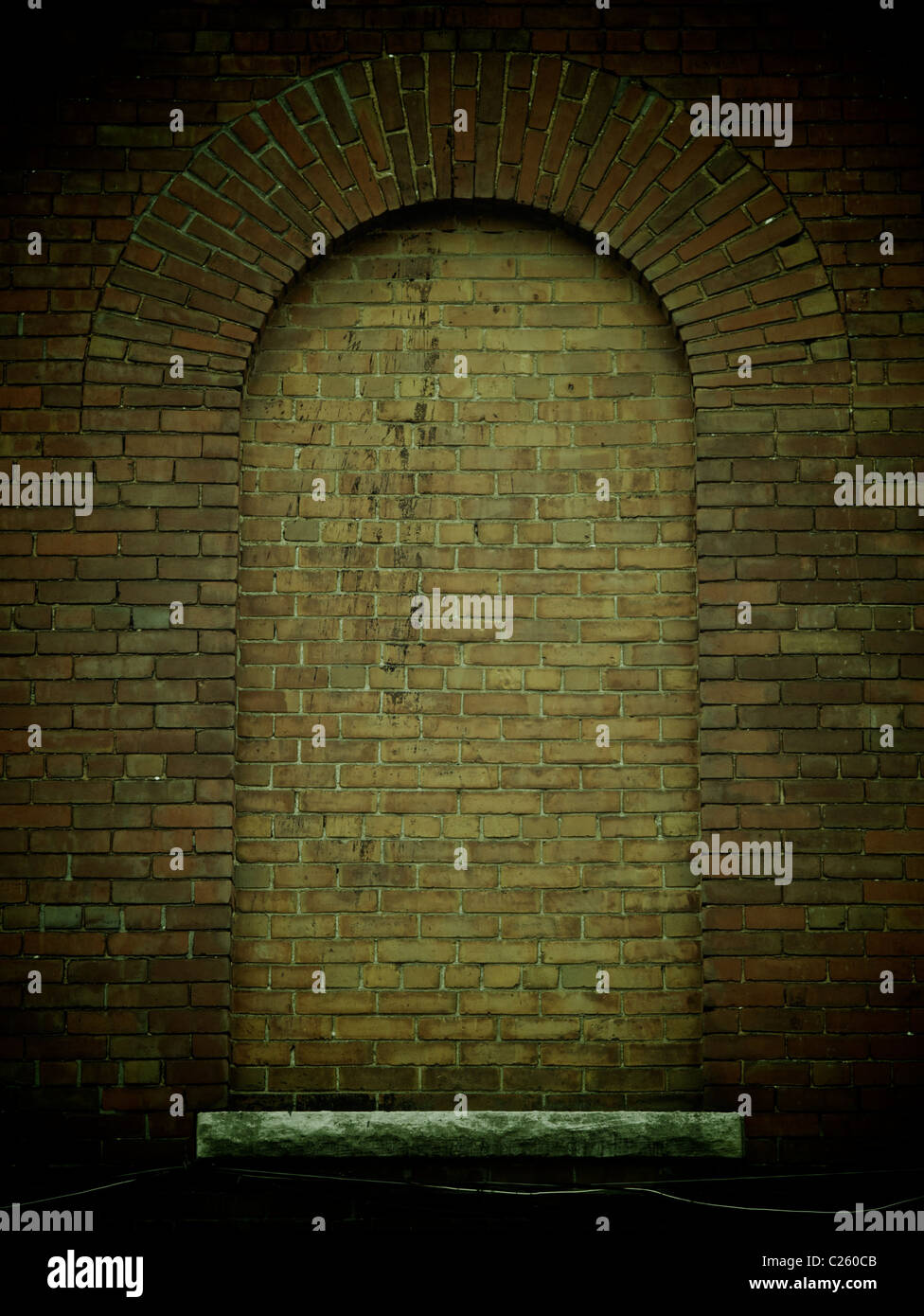 Brick arch window hi-res stock photography and images - Alamy