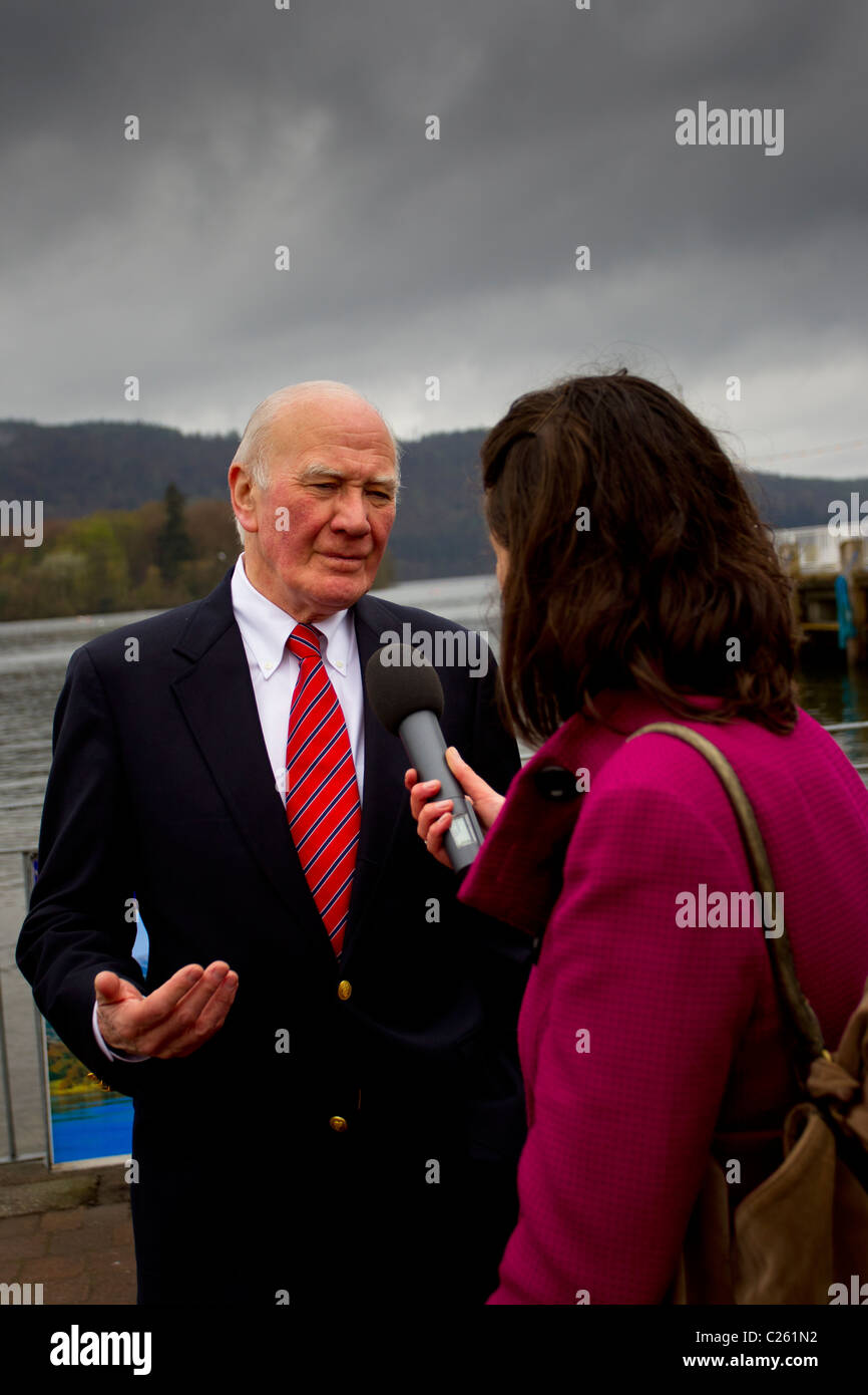 NUMBER ONE: Sir Menzies (Ming) Campbell showing support for Liberal ...