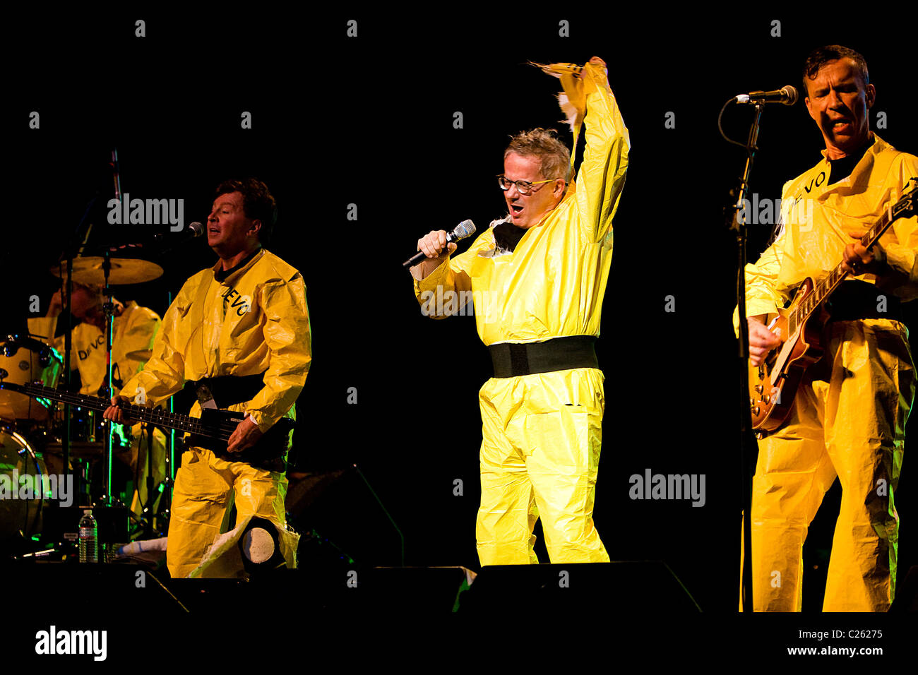 Devo band hi-res stock photography and images - Alamy