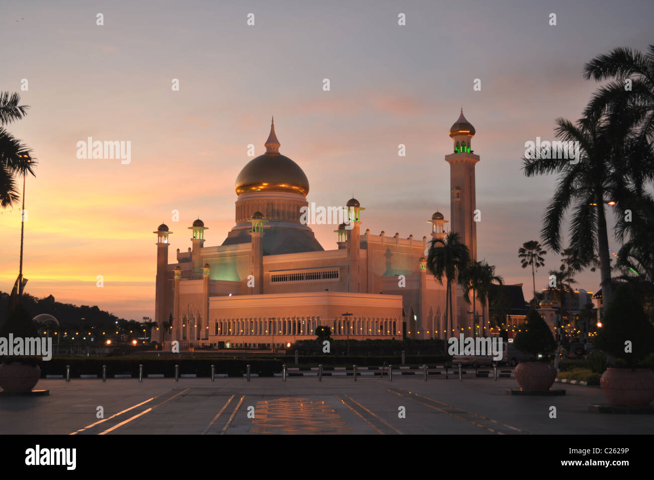 Omar Ali Mosque Stock Photo - Alamy