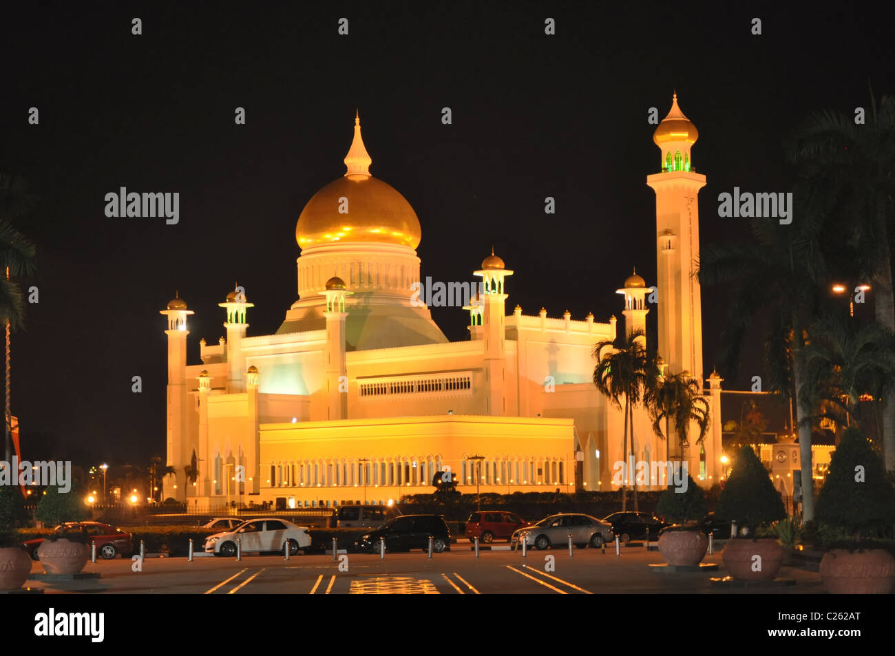Omar Ali Mosque Stock Photo - Alamy