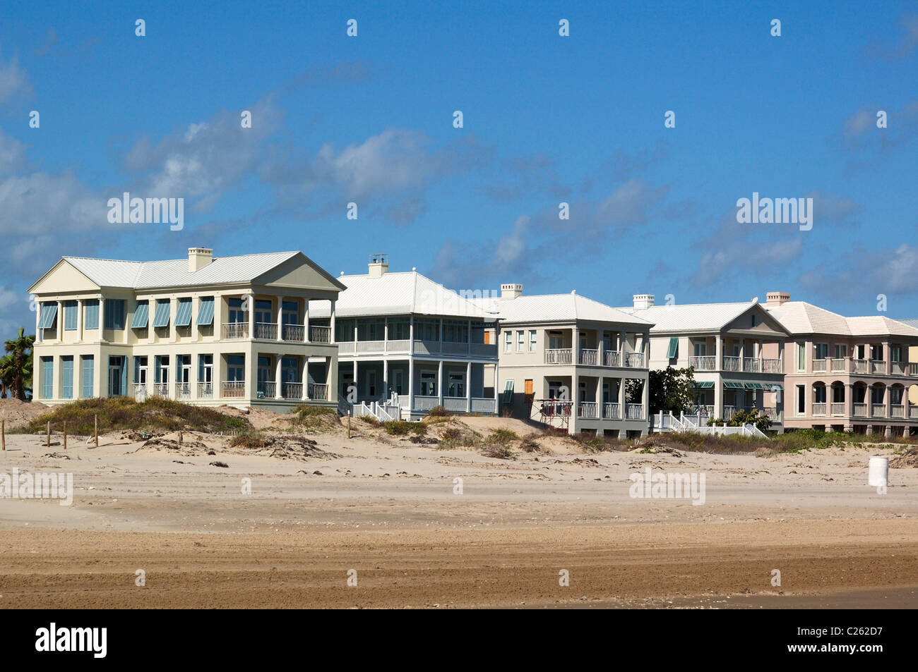 Construction beach hi-res stock photography and images - Alamy