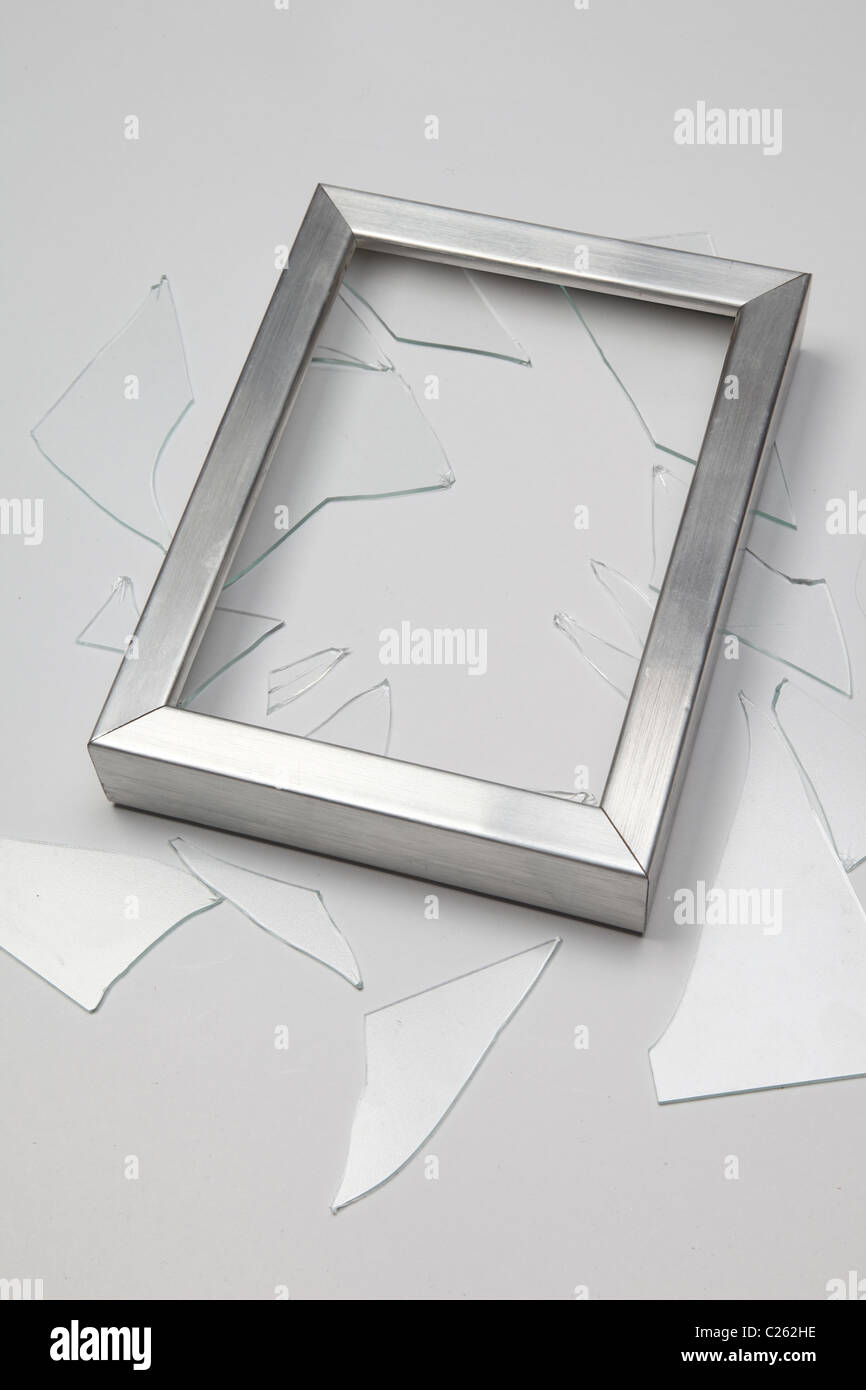 Shattered glass hi-res stock photography and images - Alamy