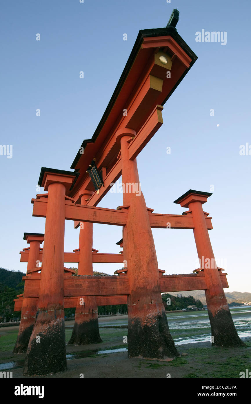 'Floating' torii gate at Miyajima (Itsuku-shima) at low tide, with moon ...