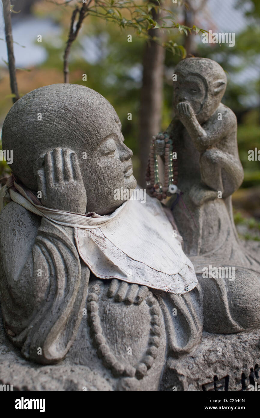 Prayer monkey hi-res stock photography and images - Alamy