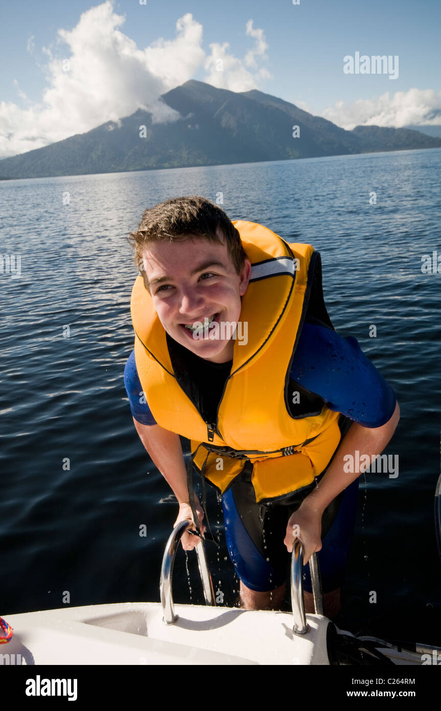 Back of boat hi-res stock photography and images - Alamy