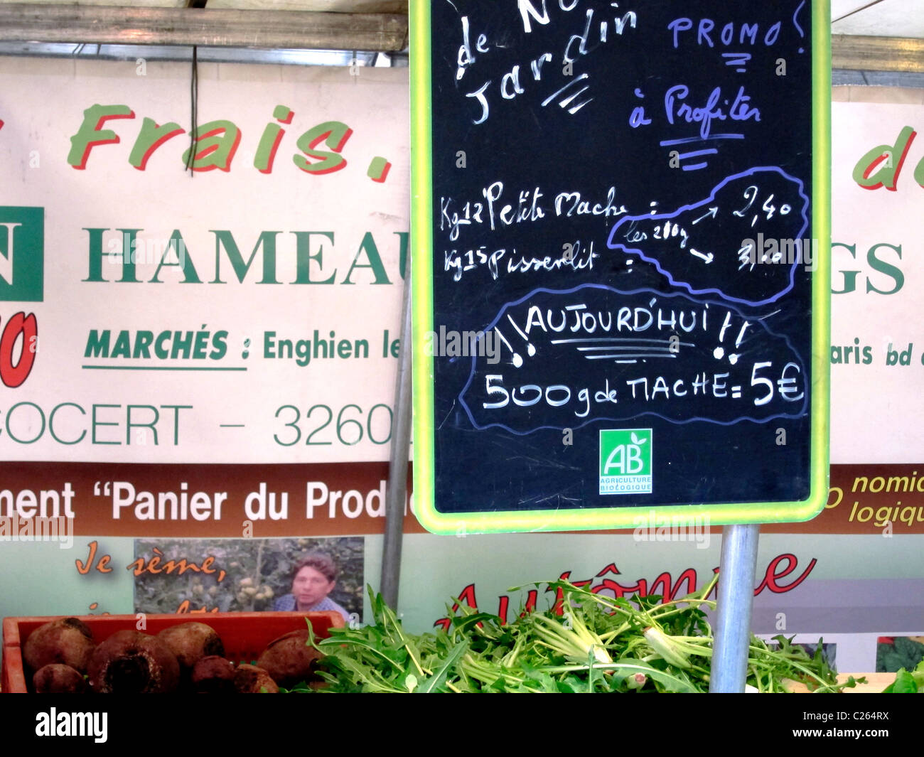 Colorful food vendor signs outdoor hi-res stock photography and images ...