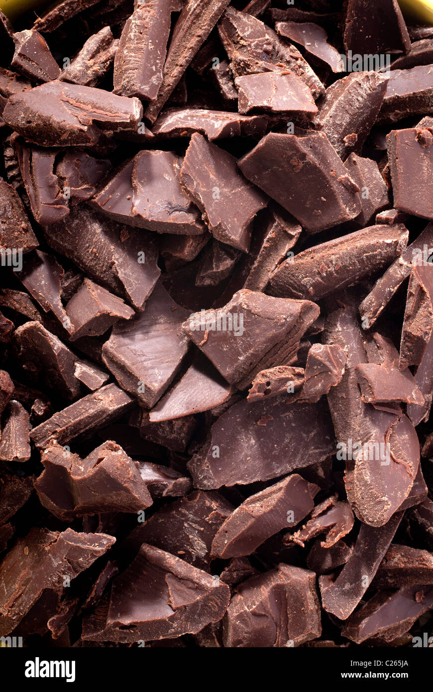 chocolate chunks and peaces Stock Photo - Alamy