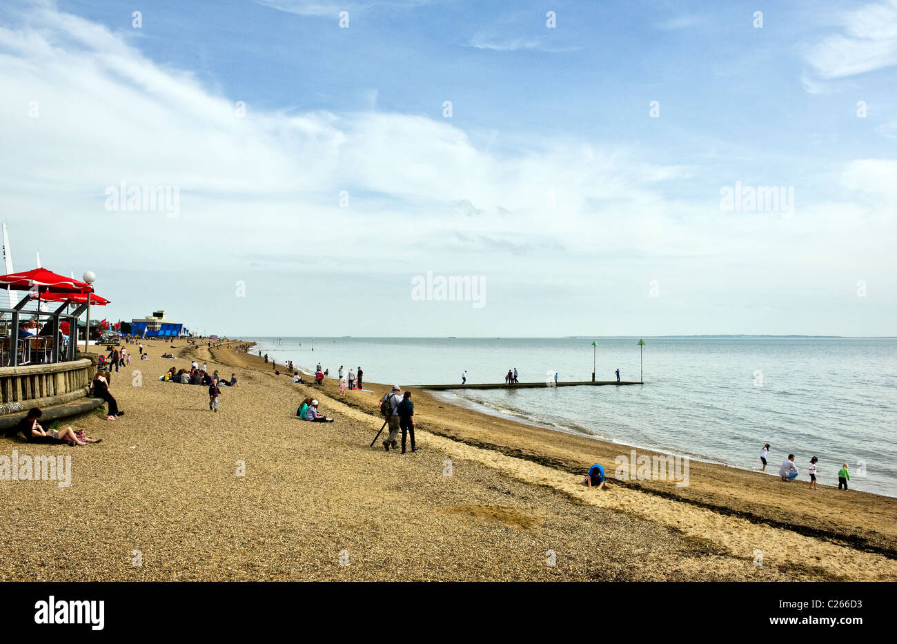 People on Jubilee Beach in Southend on Sea Stock Photo - Alamy