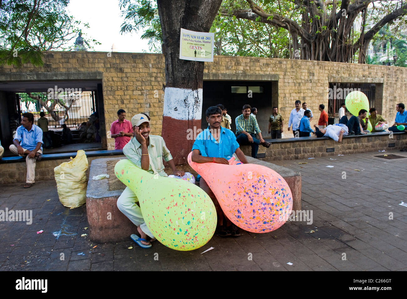 Peddler, Mumbai, India Stock Photo - Alamy