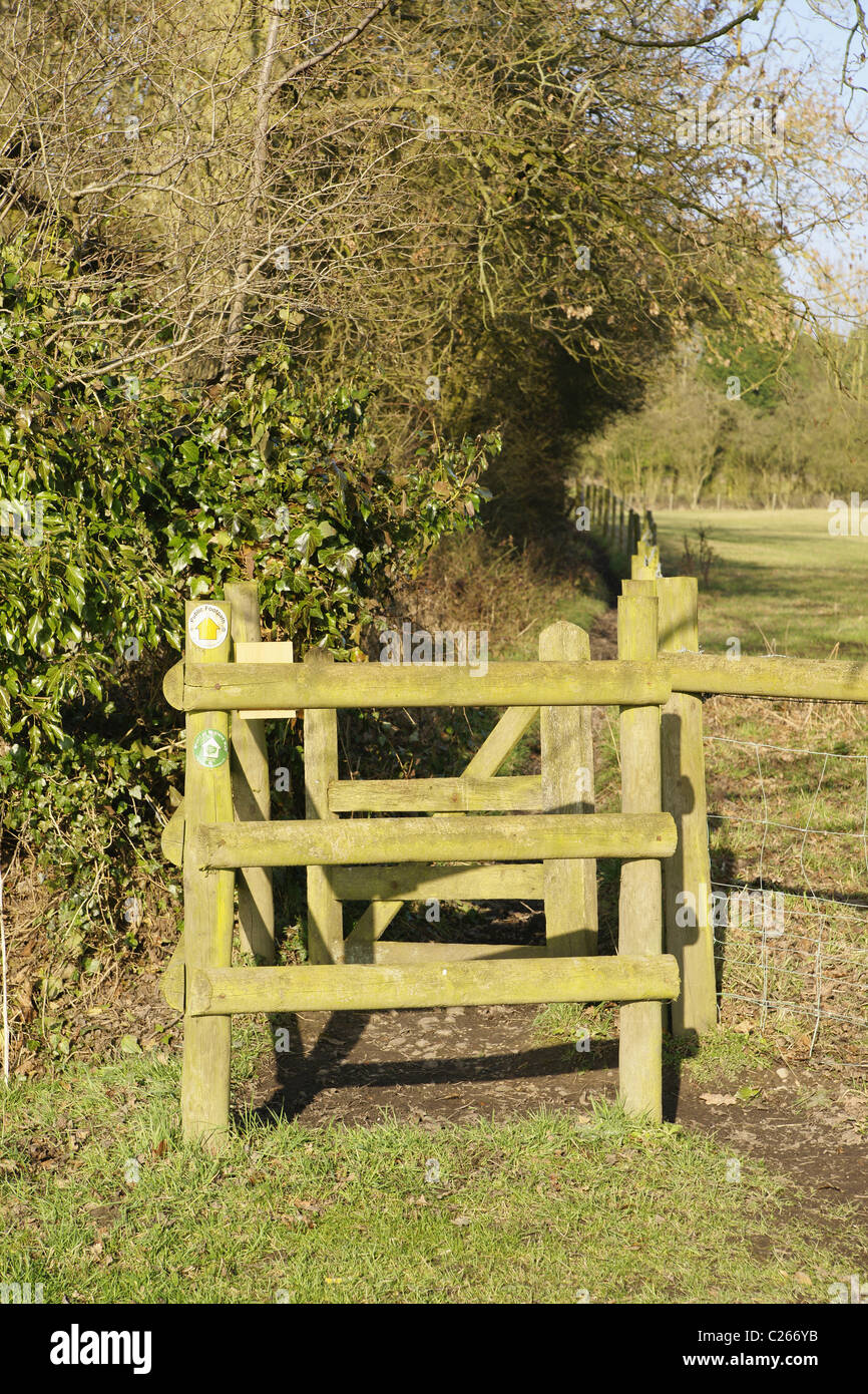 Stile gate hi-res stock photography and images - Alamy