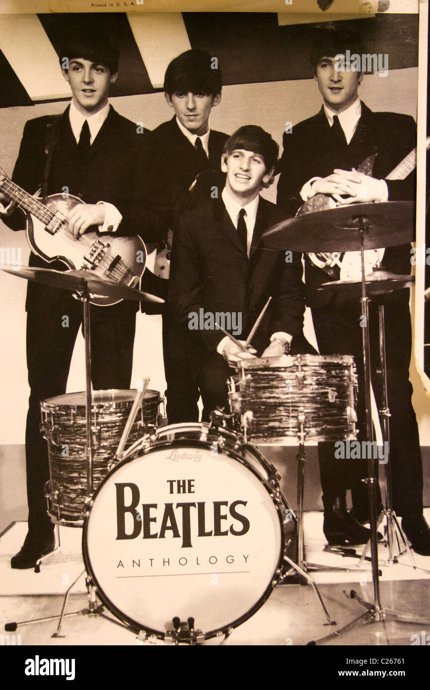 On The Beat, second hand record shop, Hanway Street, off Tottenham ...