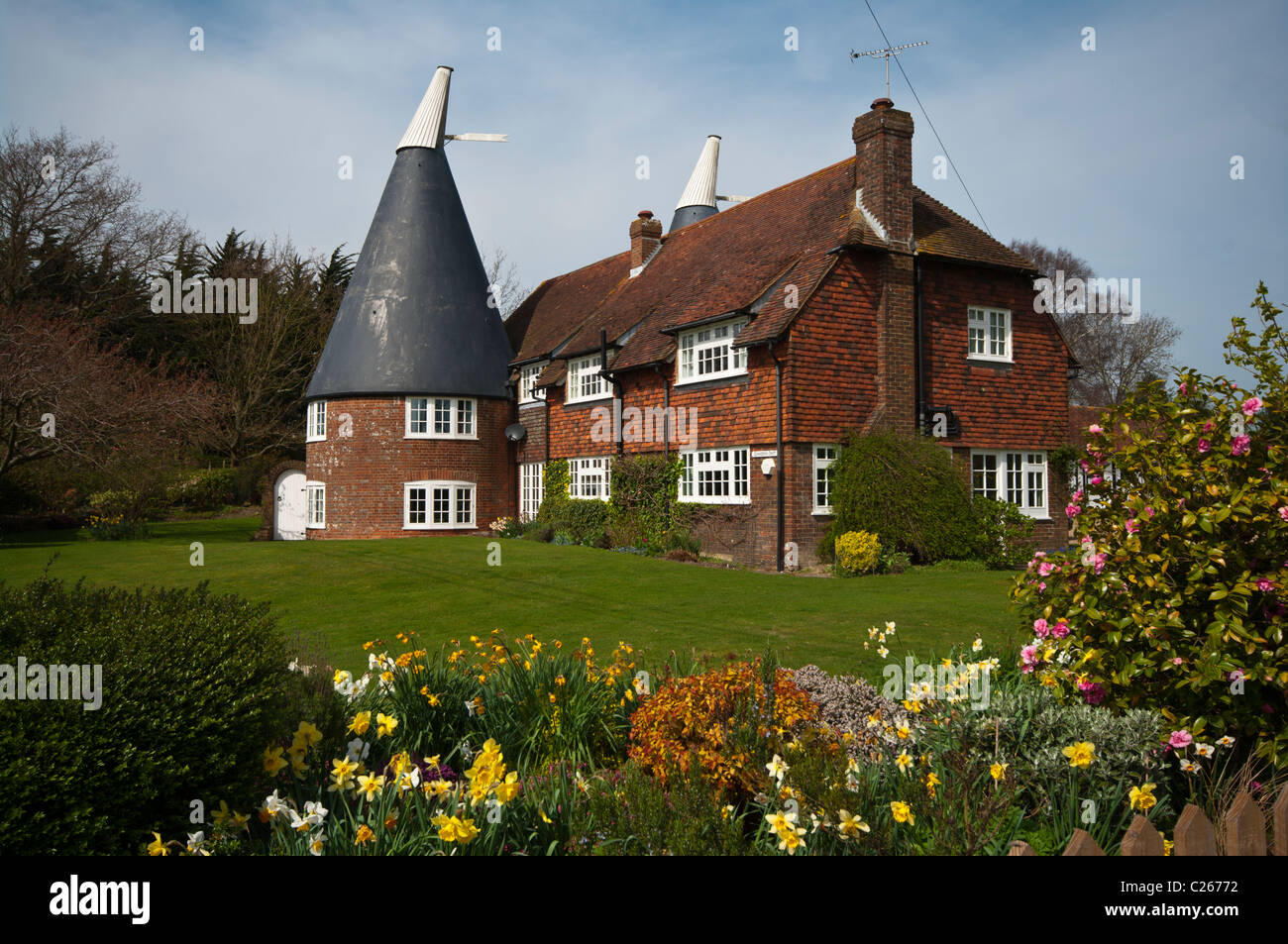Oast House Conversion High Resolution Stock Photography and Images - Alamy
