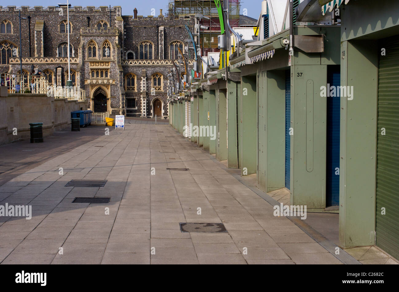 Back market hi-res stock photography and images - Alamy