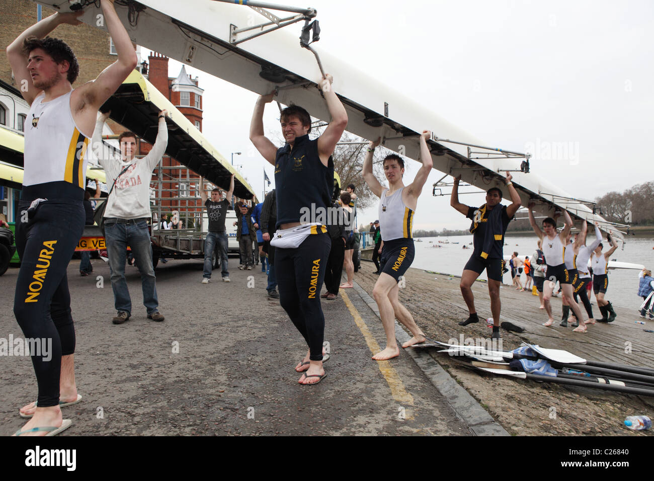 Lifting a crew row boat hi-res stock photography and images - Alamy