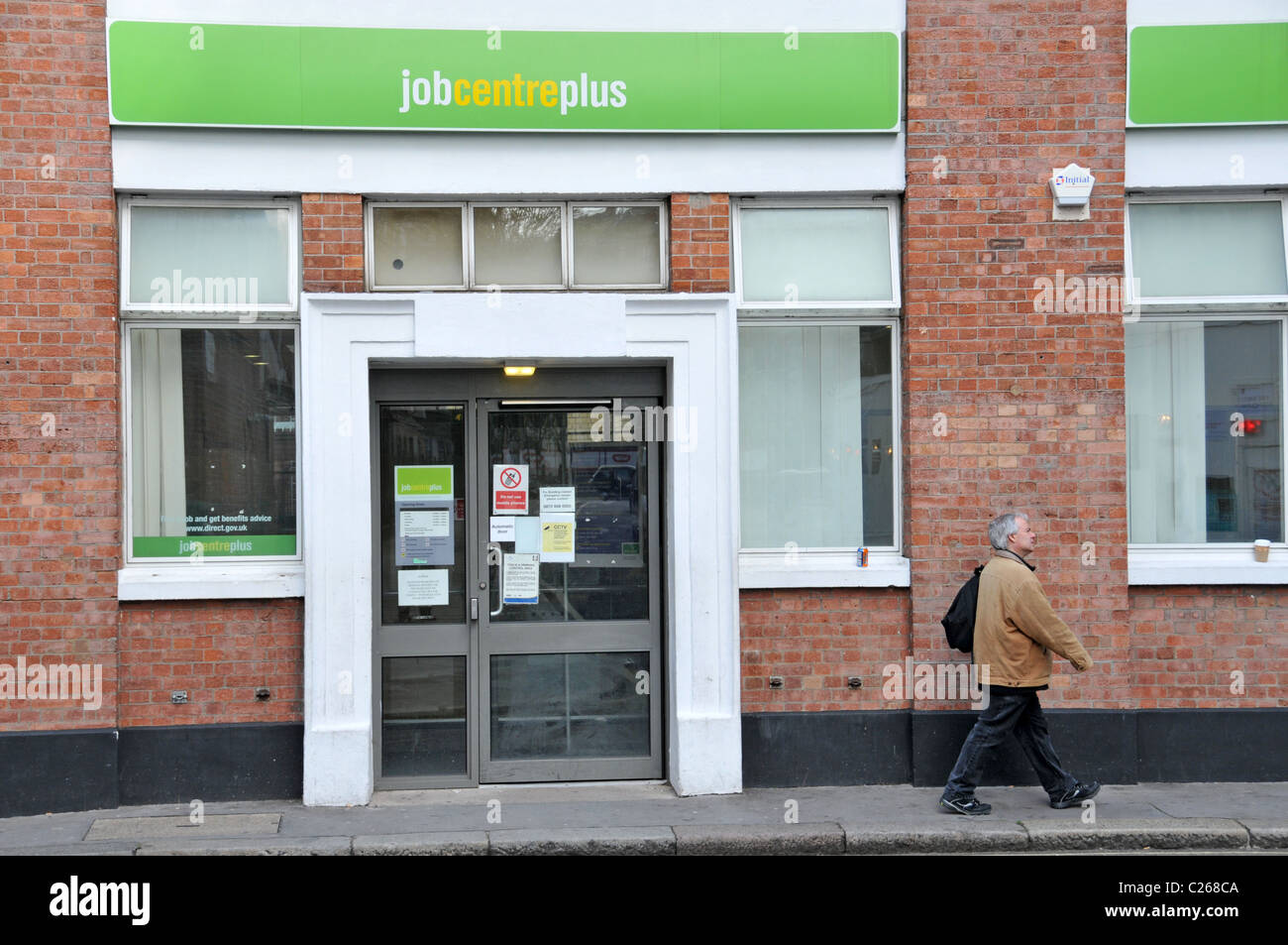Job centre plus office hi-res stock photography and images - Alamy