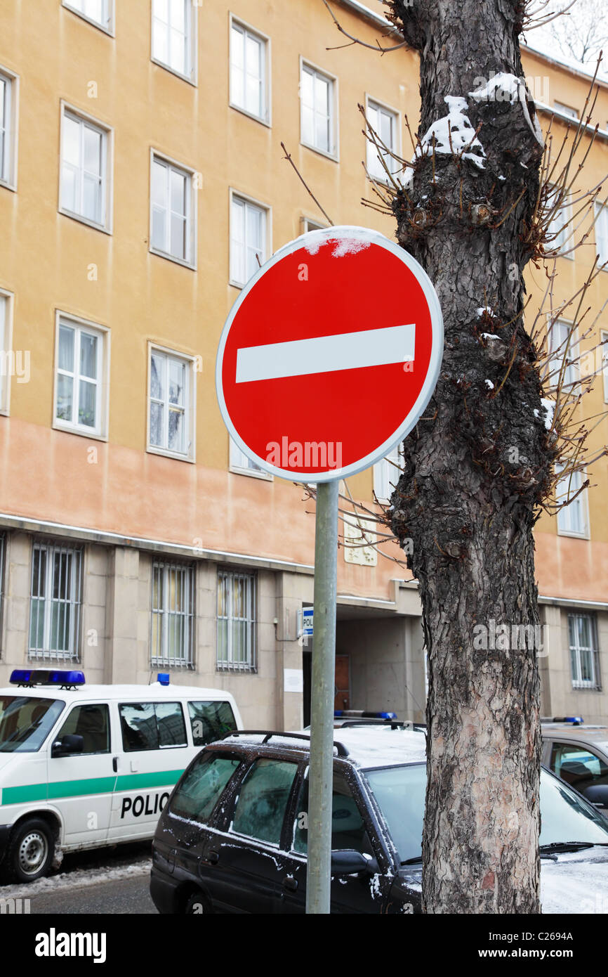 Car stop sign road hi-res stock photography and images - Alamy