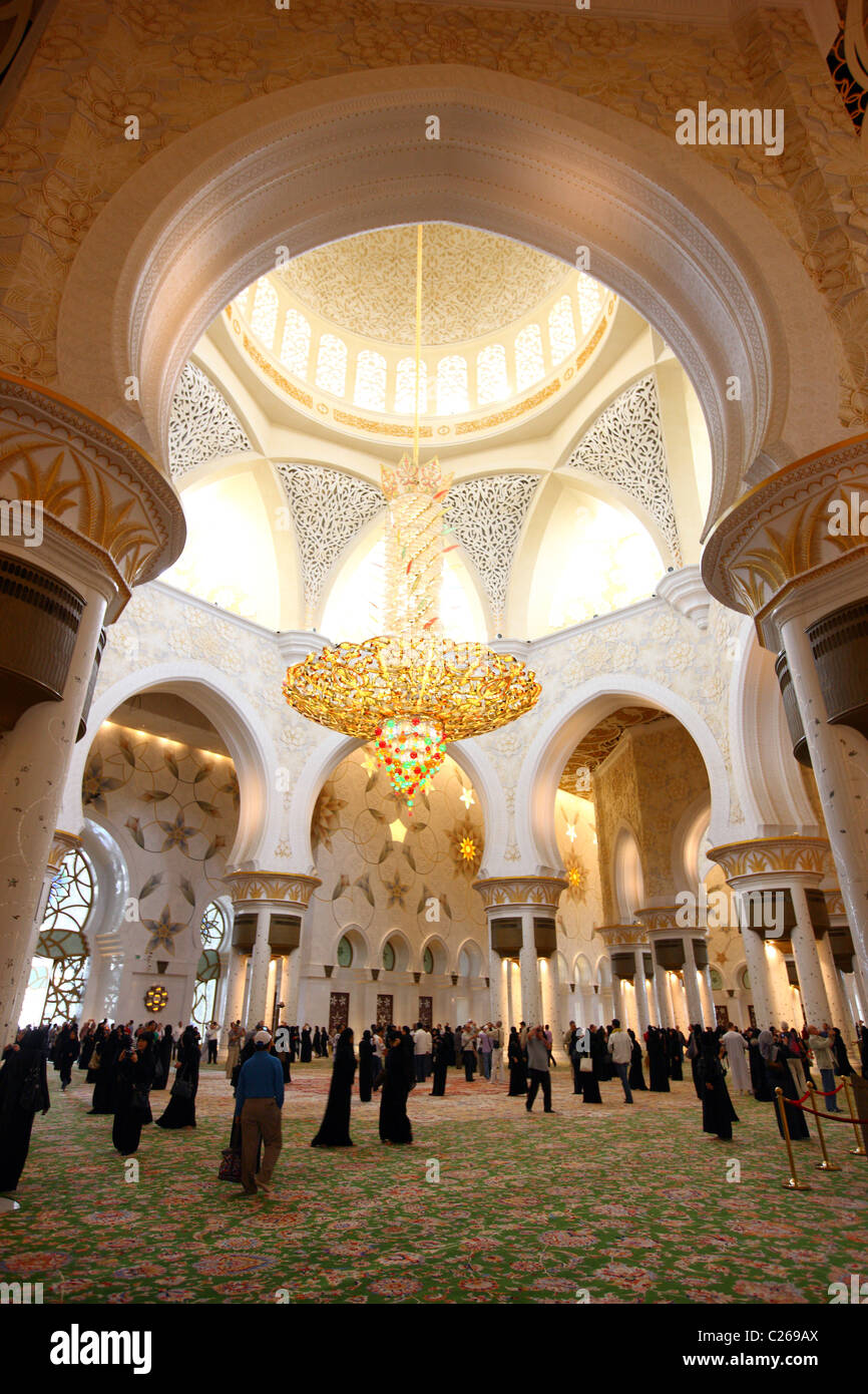 Biggest carpet in the world hi-res stock photography and images - Alamy