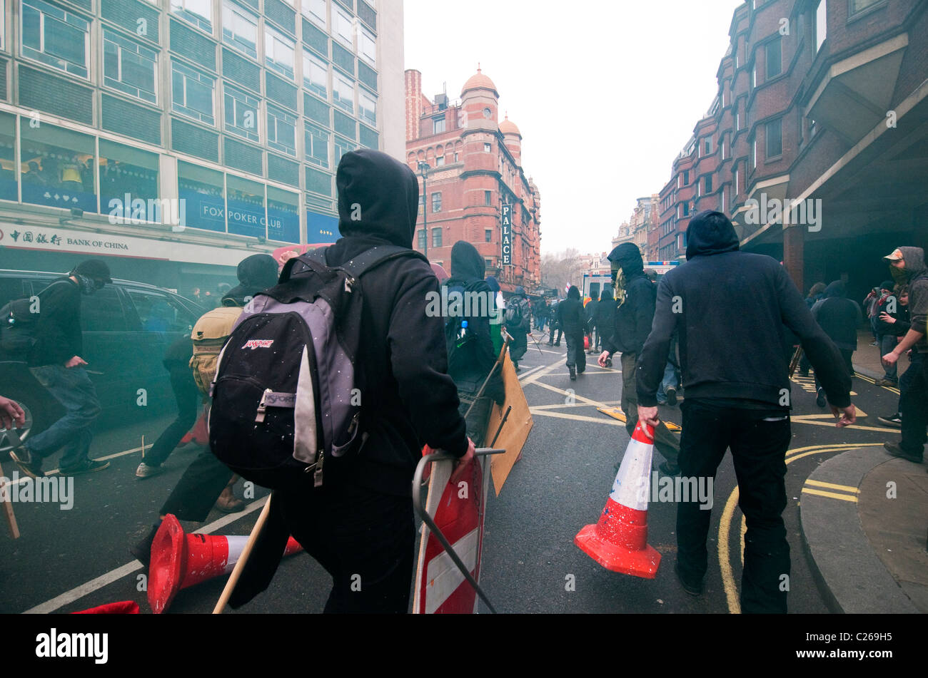 Conflict between police and rioters at 'March for the Alternative ...