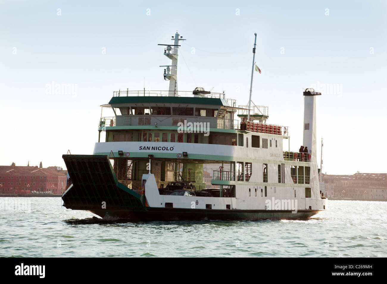 Car ferry boat hi-res stock photography and images - Alamy