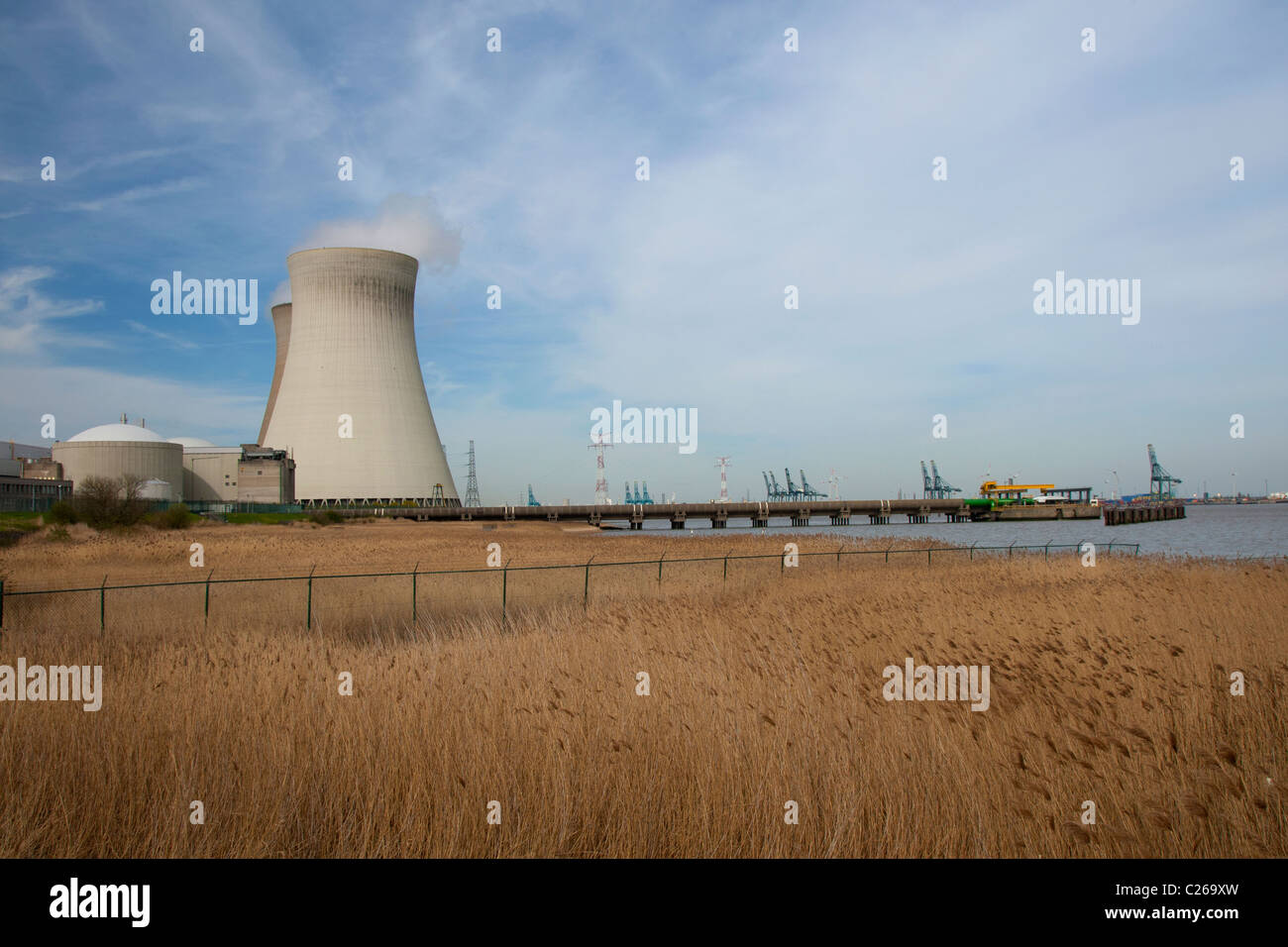 Nuclear power plant in doel hi-res stock photography and images - Alamy
