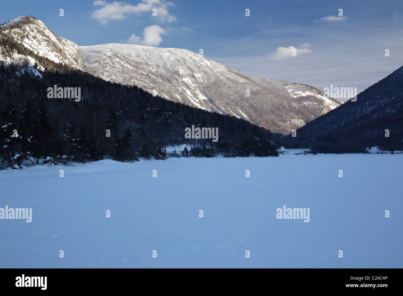 Franconia notch state park winter hi-res stock photography and images ...