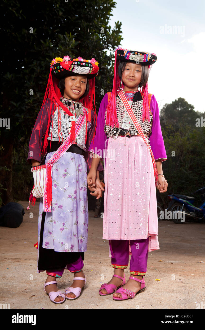 Lisu mountain tribe hi-res stock photography and images - Alamy
