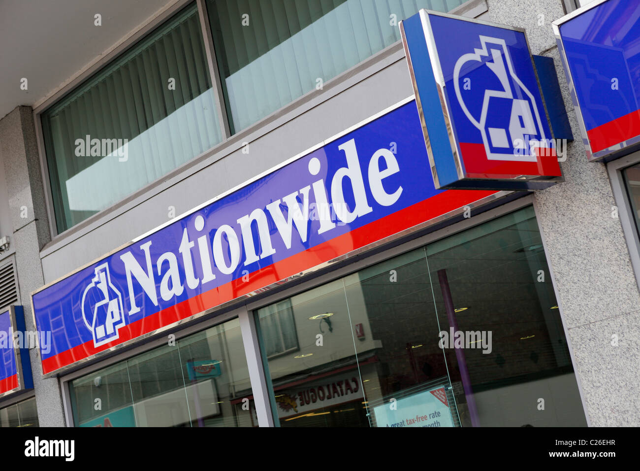 Nationwide bank exterior hi-res stock photography and images - Alamy