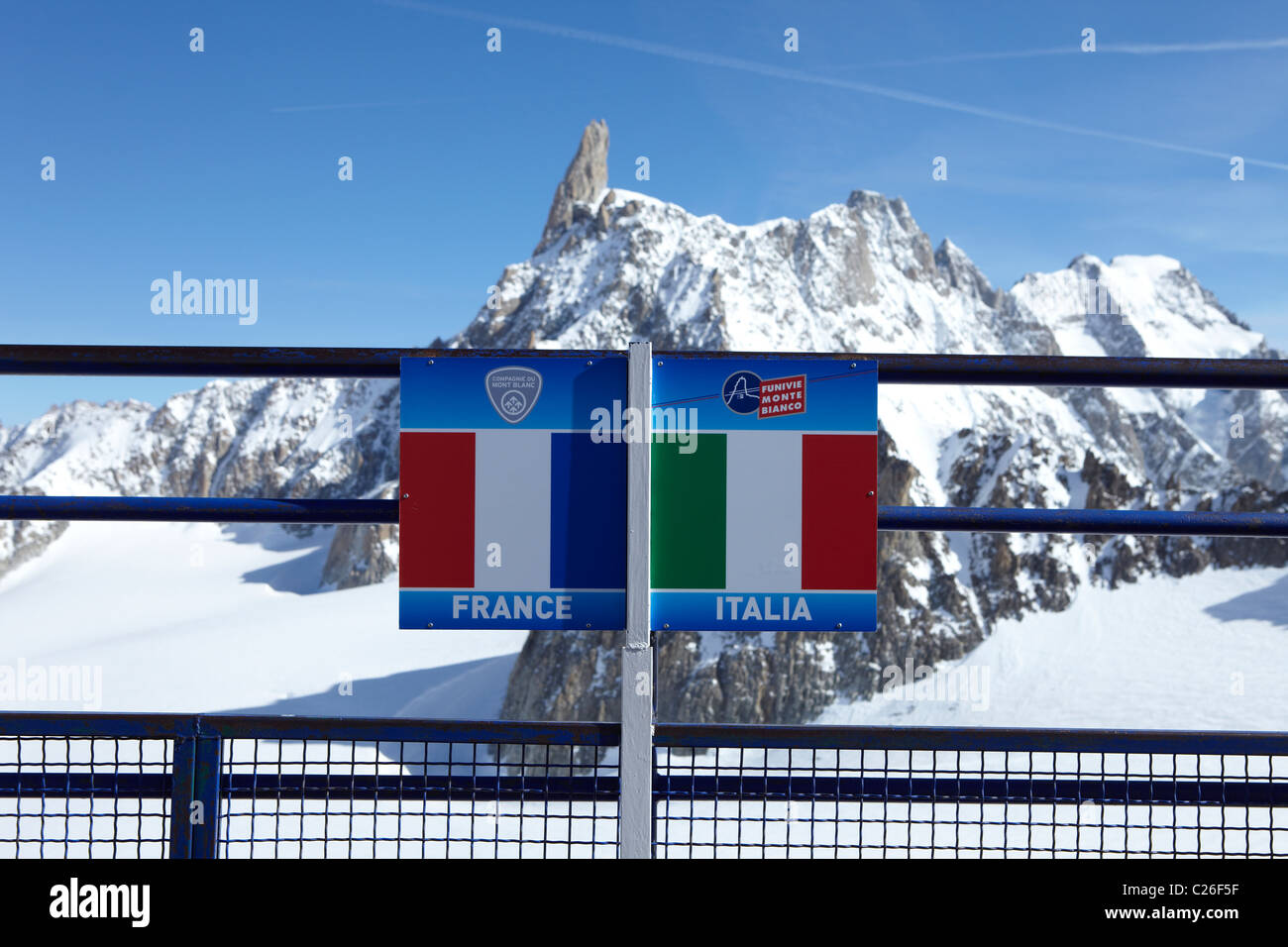 Italy france border mont blanc hi-res stock photography and images - Alamy