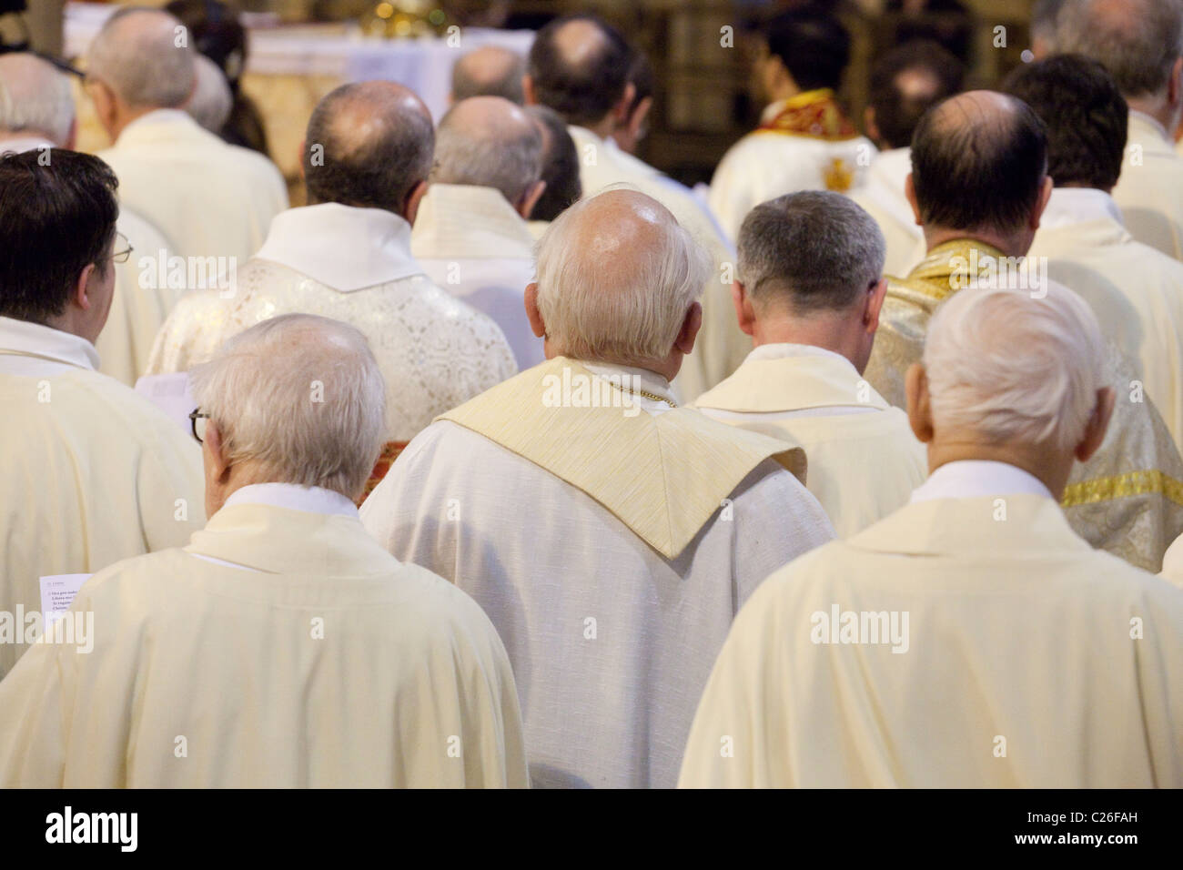 Priest priests hi-res stock photography and images - Alamy