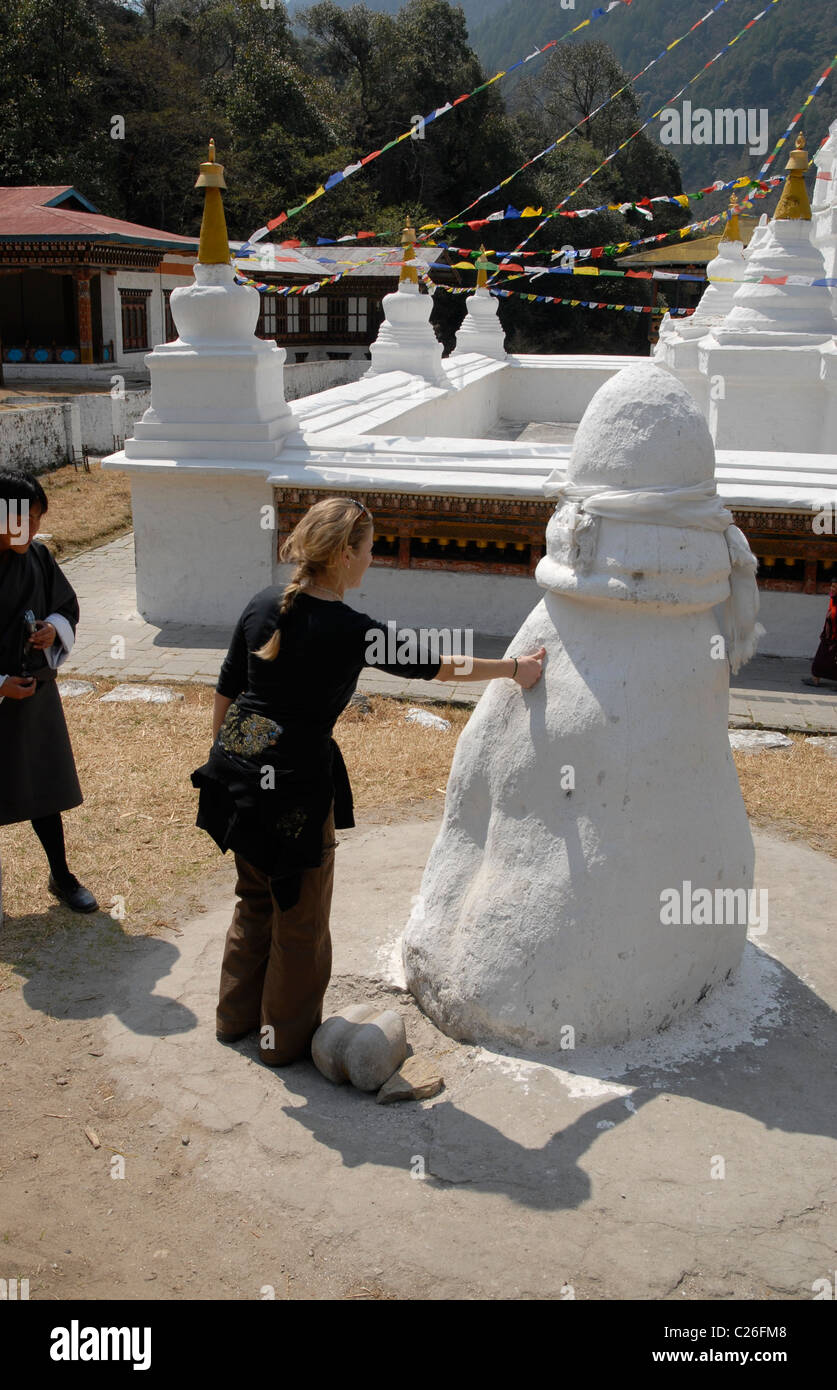 Bhutan chorten kora hi-res stock photography and images - Alamy