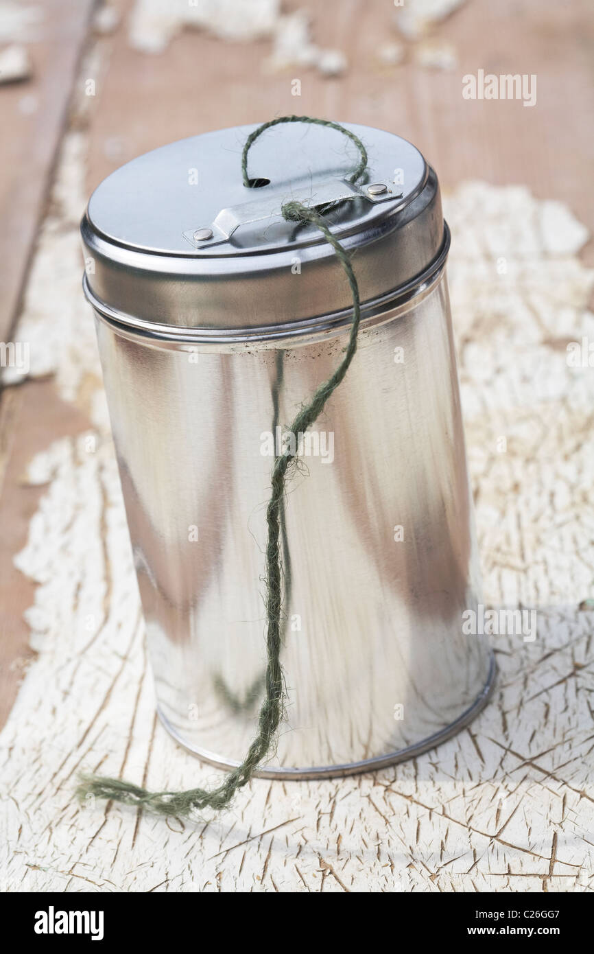 Metal container hi-res stock photography and images - Alamy