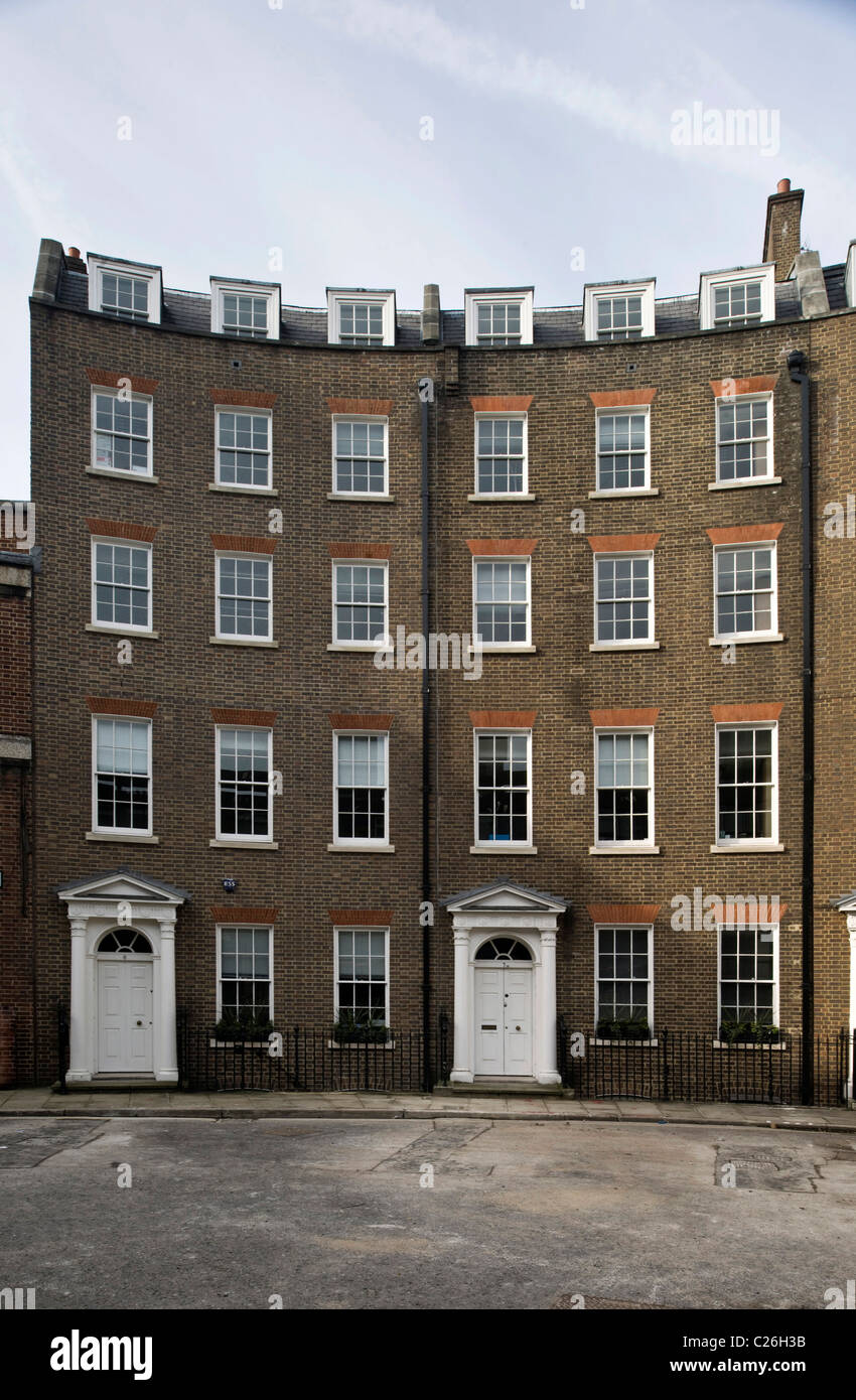 Row doors hi-res stock photography and images - Alamy