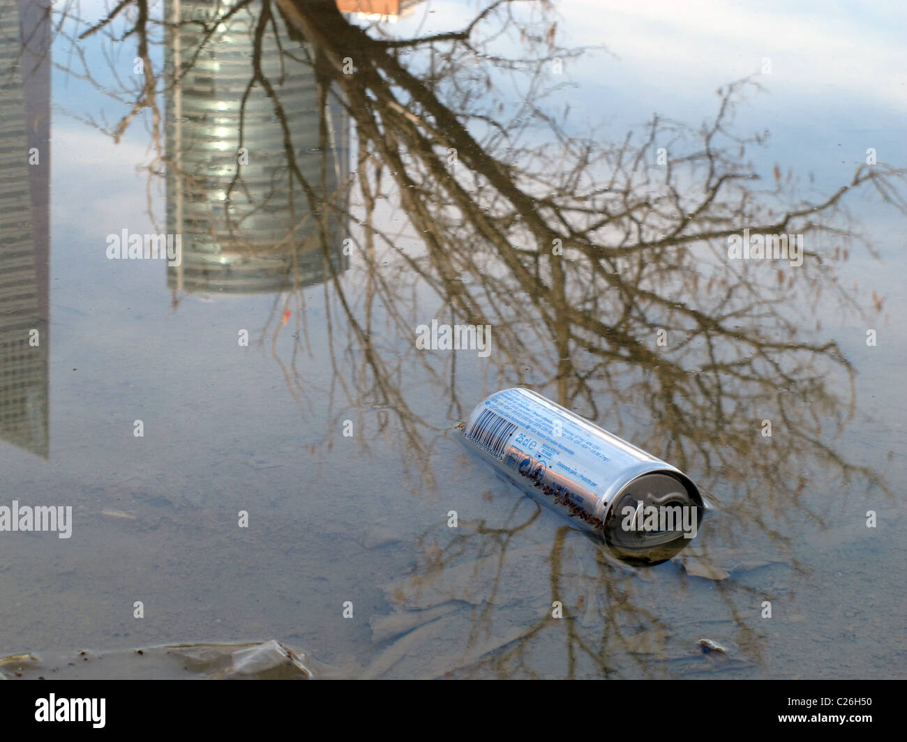 Garbage tower hi-res stock photography and images - Alamy