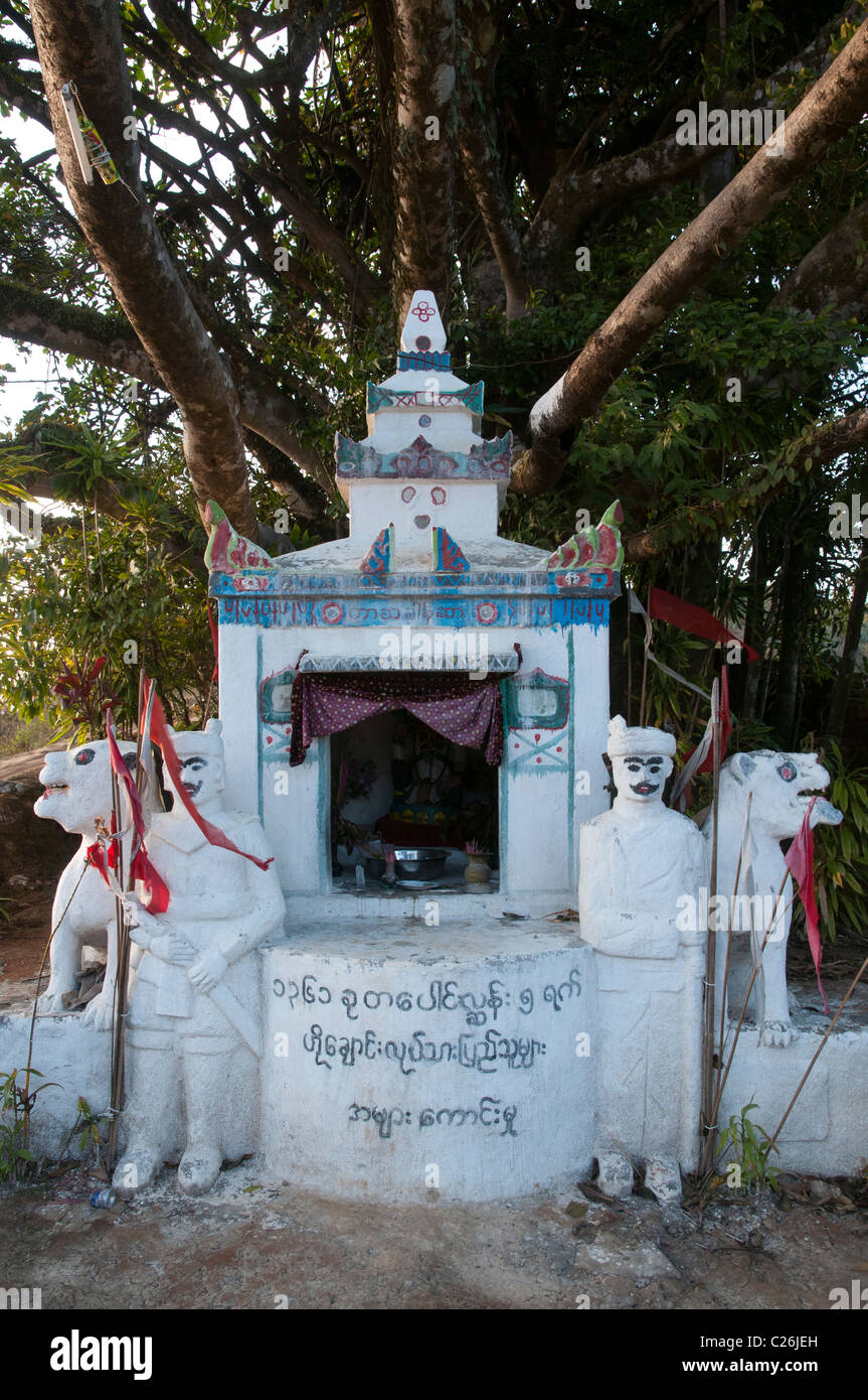 Nat shrine. Northern Shan State. Myanmar Stock Photo - Alamy