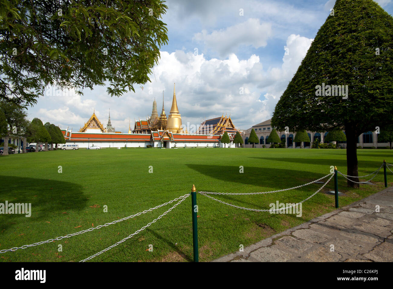 Wat Prakeaw temple grand palace of Thailand Stock Photo - Alamy