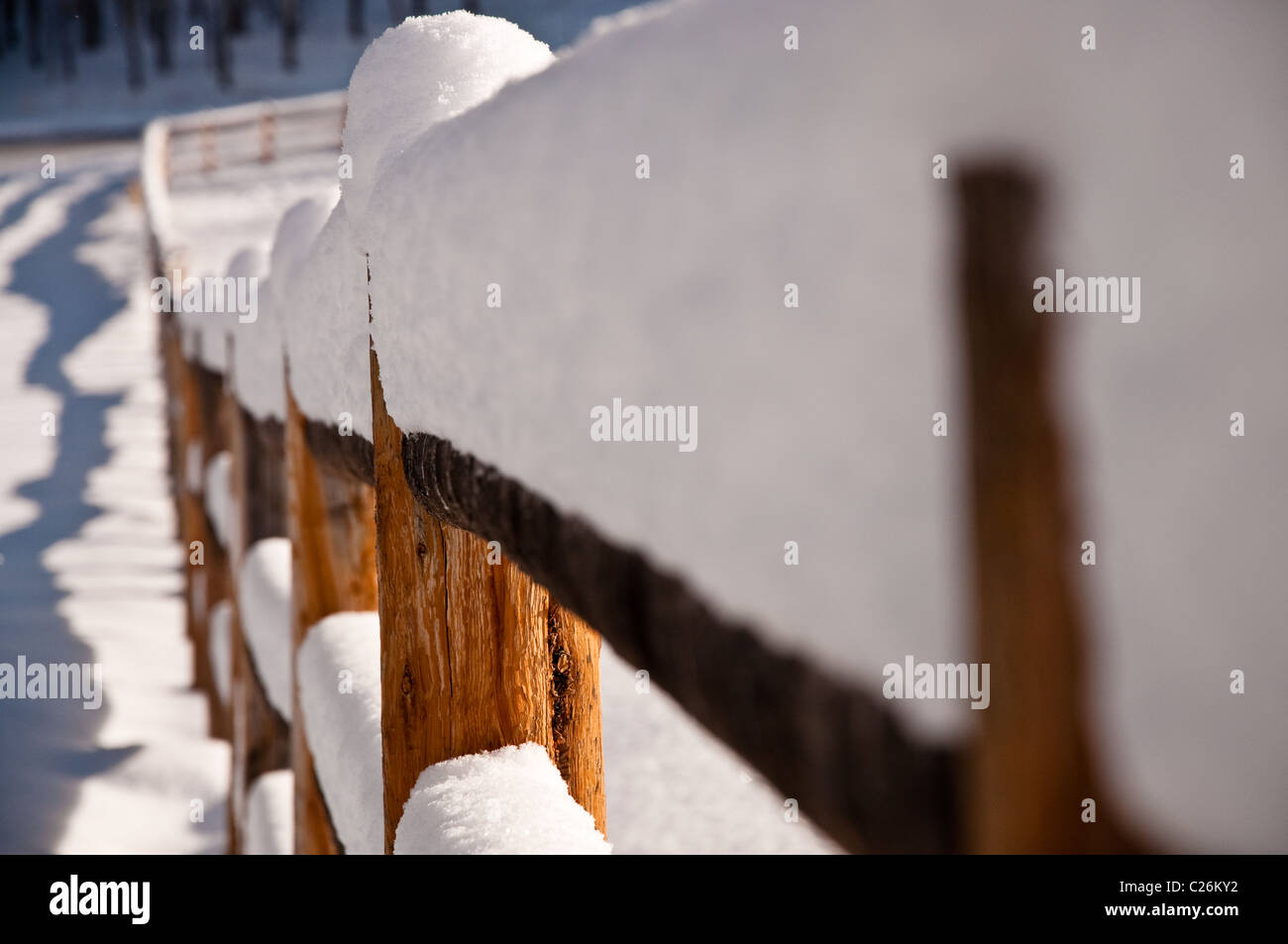 A snow covered fence Stock Photo - Alamy