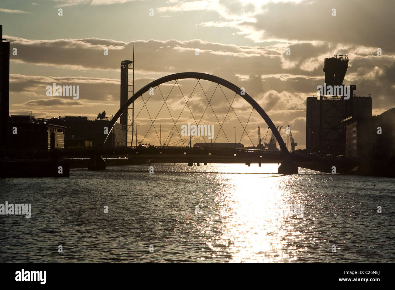 Clyde bridge in Glasgow Stock Photo - Alamy