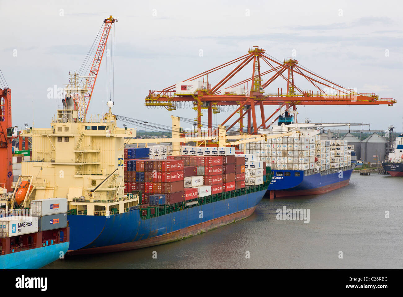 Container ships at the port of Guayaquil, Ecuador Stock Photo - Alamy