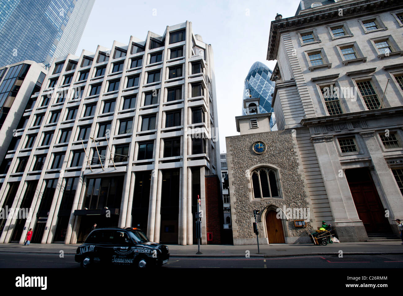 Bishopsgate road hi-res stock photography and images - Alamy