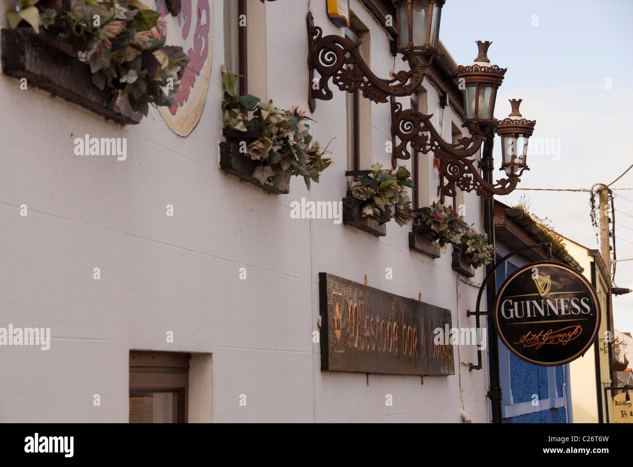 Pub front, Carlingford, Ireland Stock Photo - Alamy
