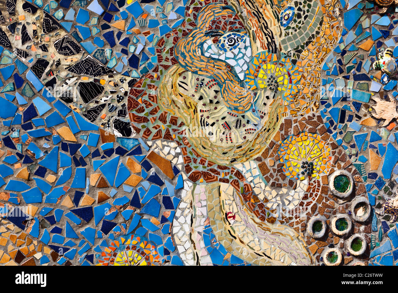 Pieces tiles stuck wall form hi-res stock photography and images - Alamy